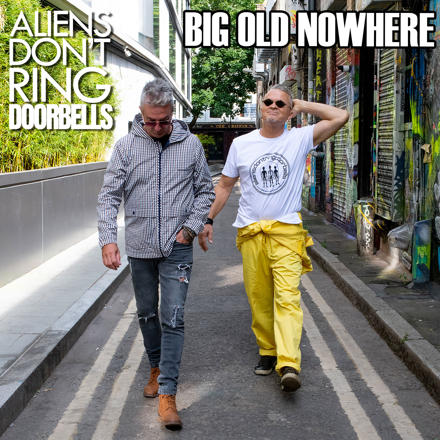 Aliens Dont Ring Doorbells – Big Old Nowhere – CE Promotion